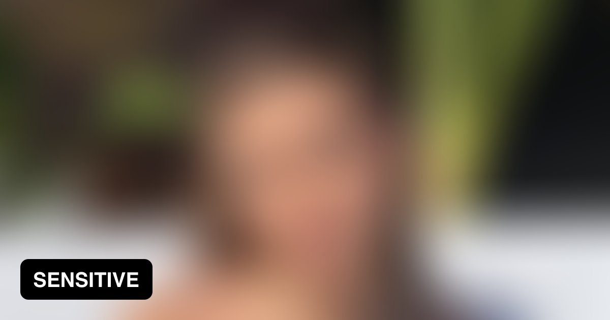 Ray Marie Morris - 9GAG