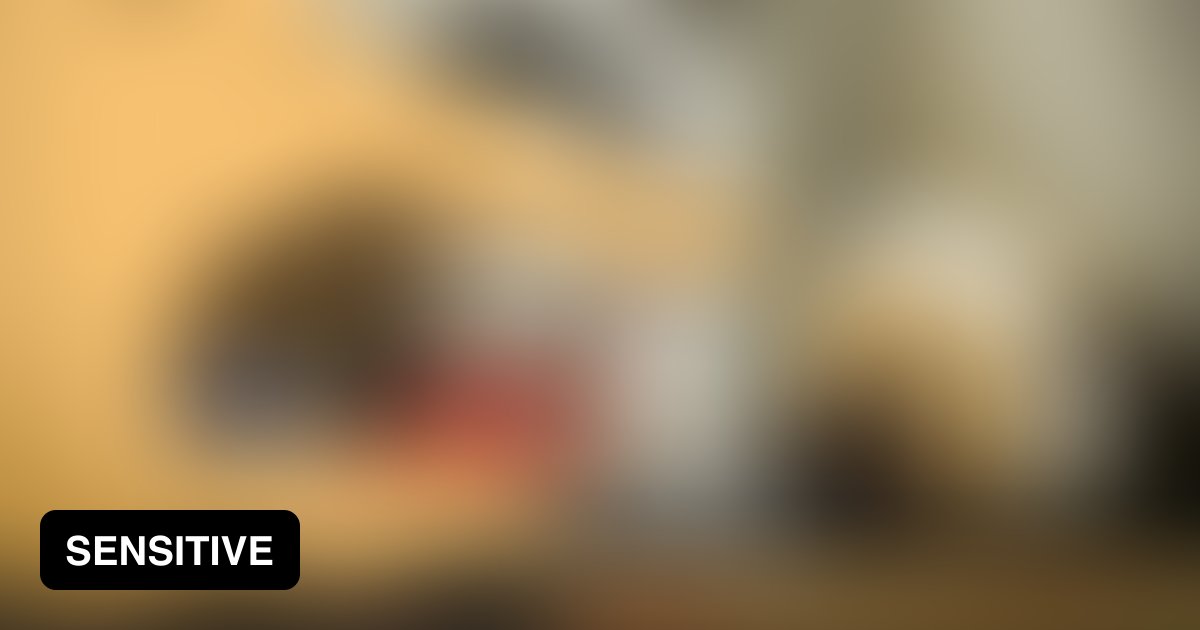 Gotta flex those muscles - 9GAG