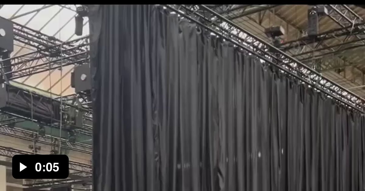 This is how they now remove curtains in theatre / runway shows - 9GAG