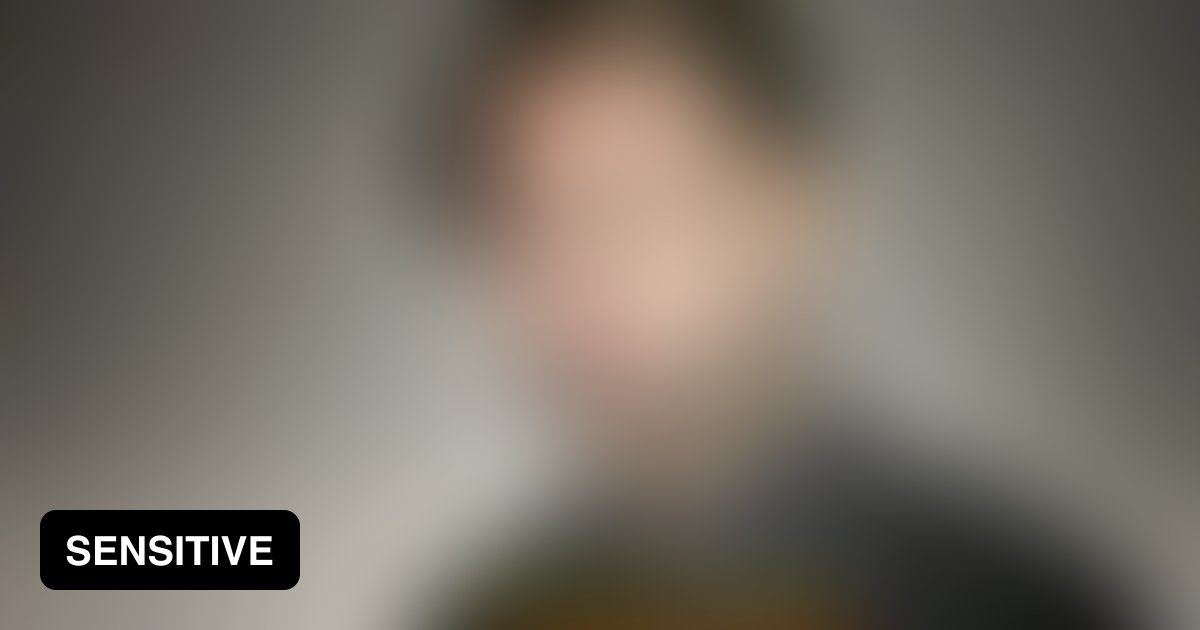 This guy looks like Keanu Reeves.. - 9GAG