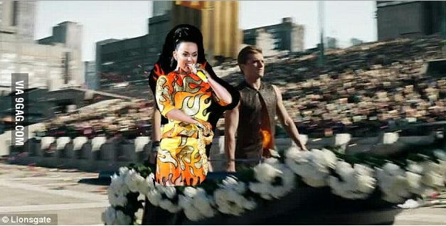 Katy Perry! The Girl on Fire! - 9GAG