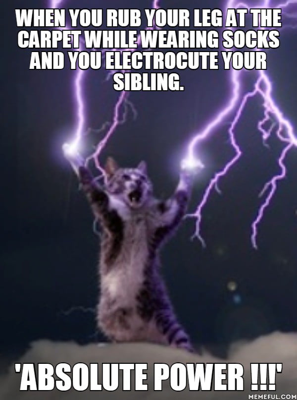 Just a little bit of Static Electricity - 9GAG