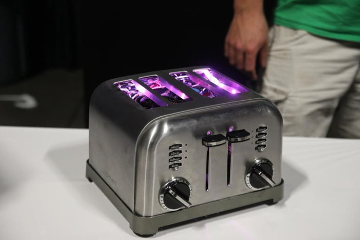 Your pc is a toaster My PC: - 9GAG