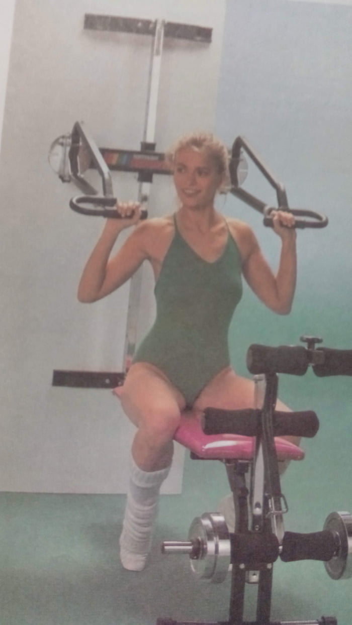 Good ol' training suits - 9GAG