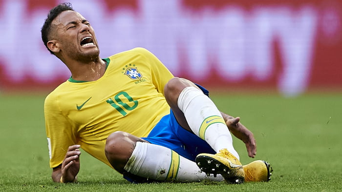 The biggest cu*nt on WC 2018 finally goes home. Hue hue hue :))) - 9GAG