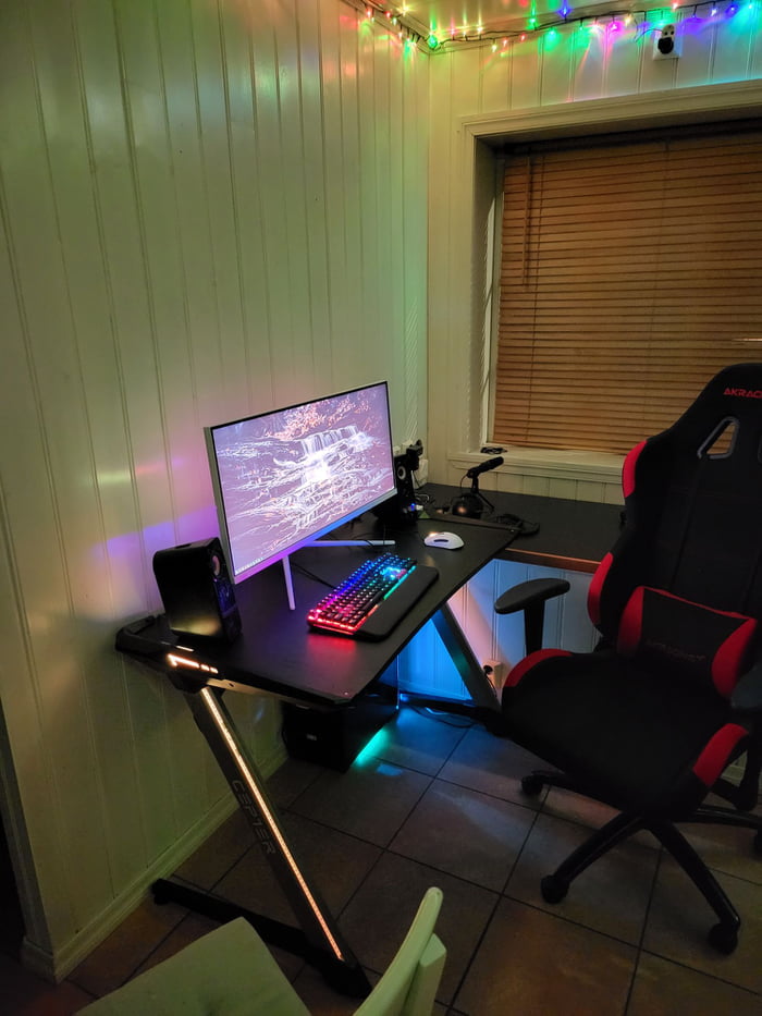 Updated my setup - 9GAG