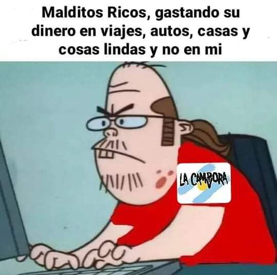 Mientras tanto en el búnker con olor a c*lo - 9GAG