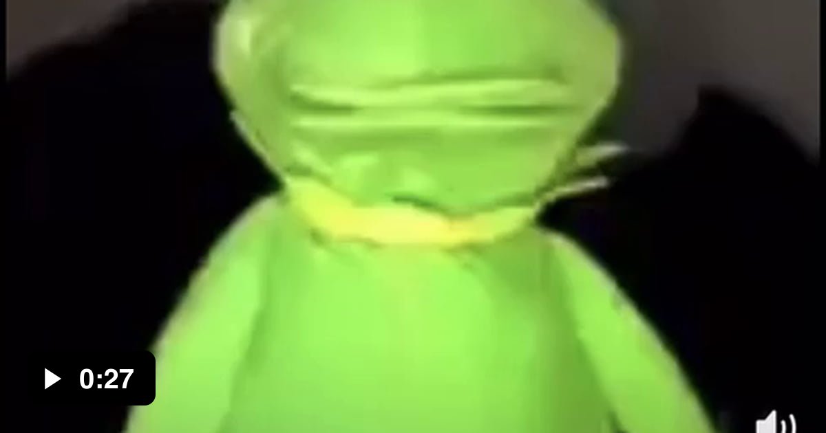 Kermit is up to something questionable... - 9GAG