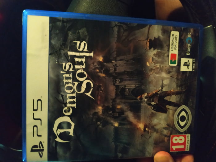 My first souls game might as well be the first. - 9GAG