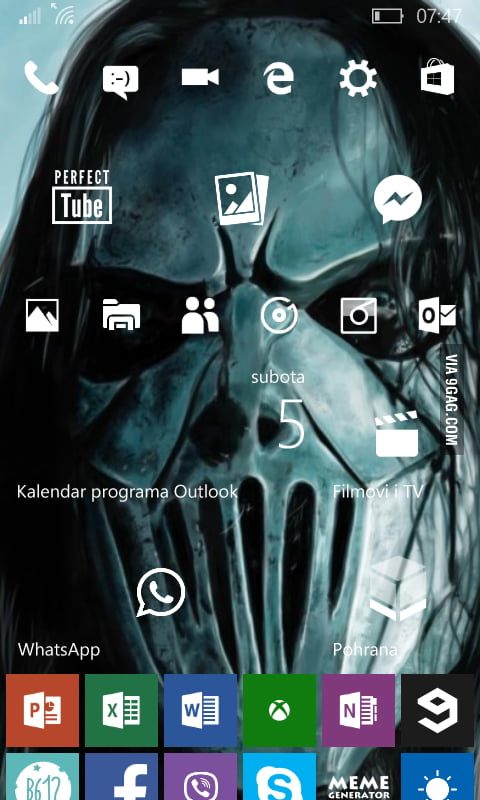 Windows 10 Mobile Start Screen :) - 9GAG