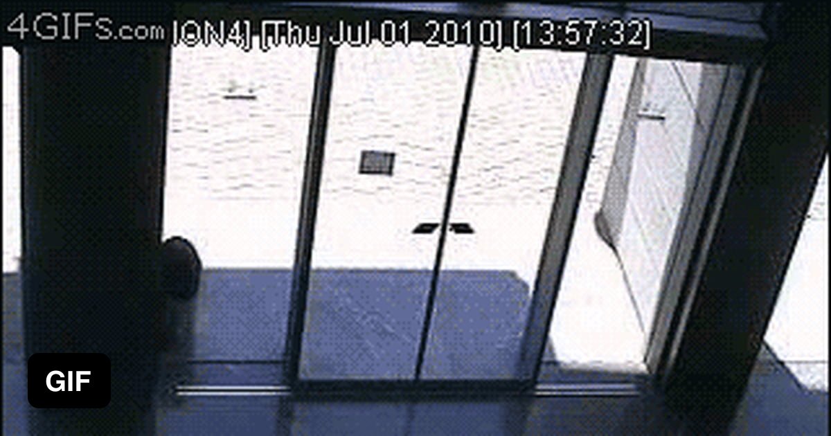 Automatic Glass Door Fail - 9GAG
