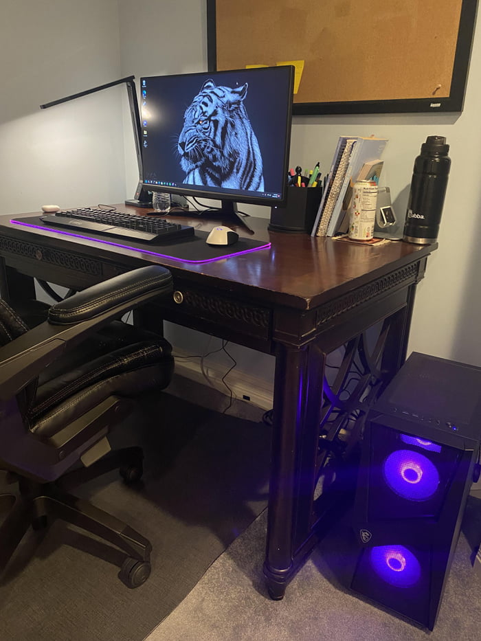 After 18 years of gaming on various laptops, I’ve finally upgraded! Feels surreal - 9GAG