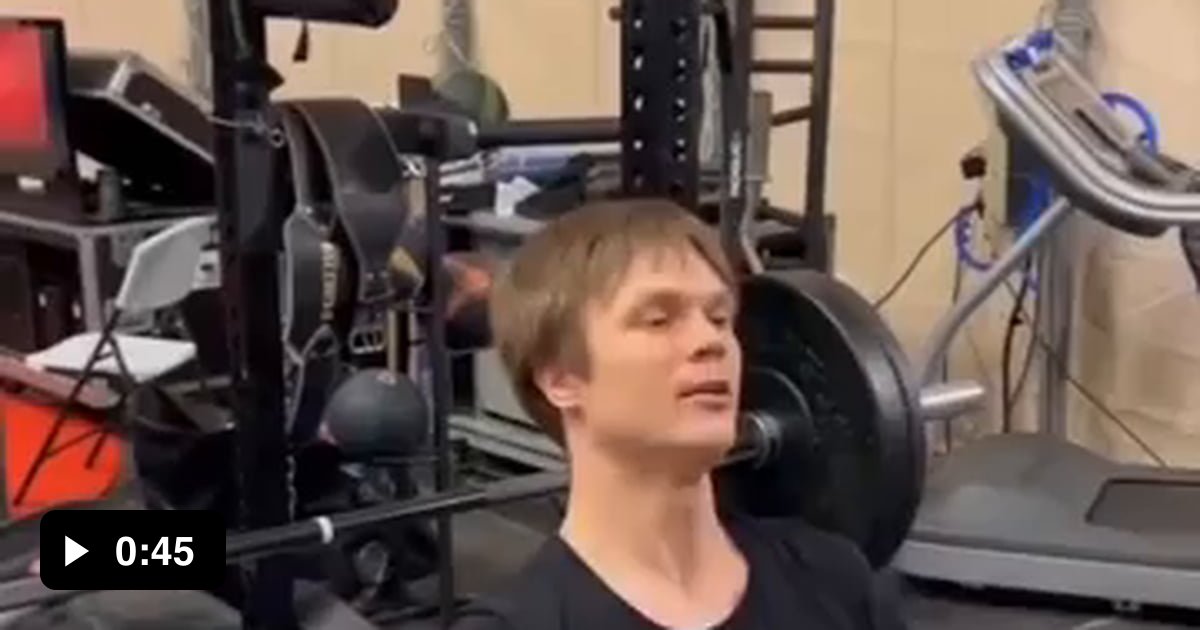 Never skip back day - 9GAG