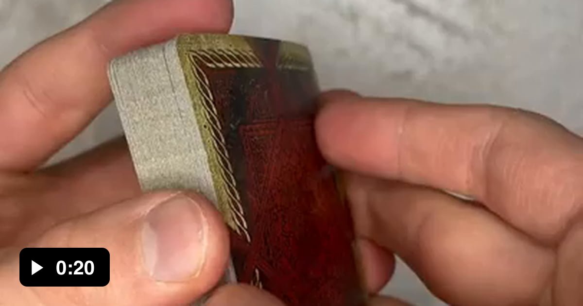 Faro shuffle card trick - 9GAG