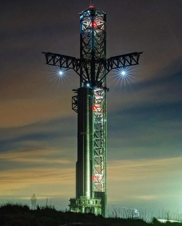 Starbase at Night - 9GAG