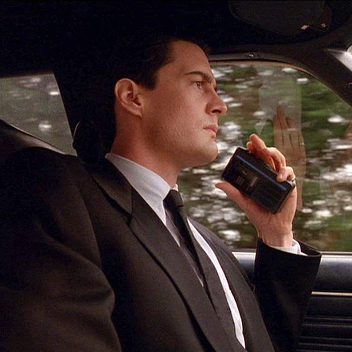 1990 Kyle MacLachlan ('Twin Peaks') - 9GAG