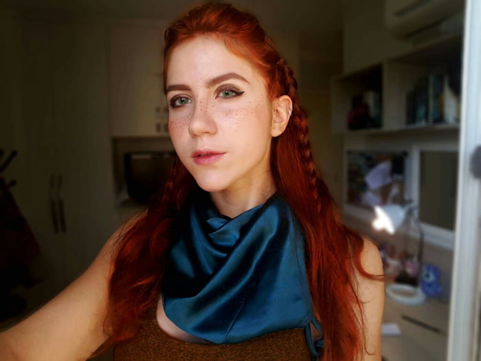 Aloy Horizon Zero Dawn cosplay test (makeup and hair) - 9GAG