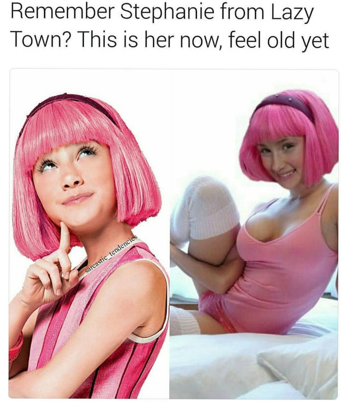 Anyone know her name?? the one on the right - 9GAG