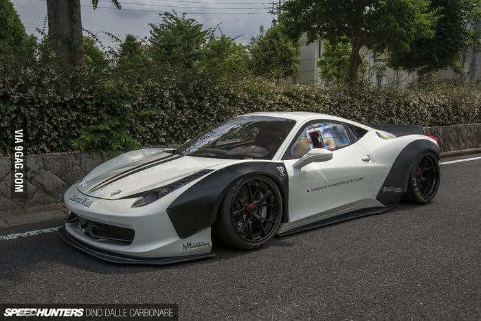 Wide body 458 italia - 9GAG