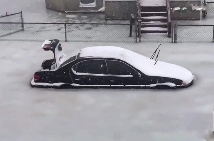 Car Frozen in a ‘Street Sized’ Block of Ice after 2018 Polar Storm ...