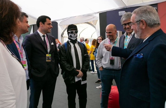 The shädman at fbi convention - 9GAG