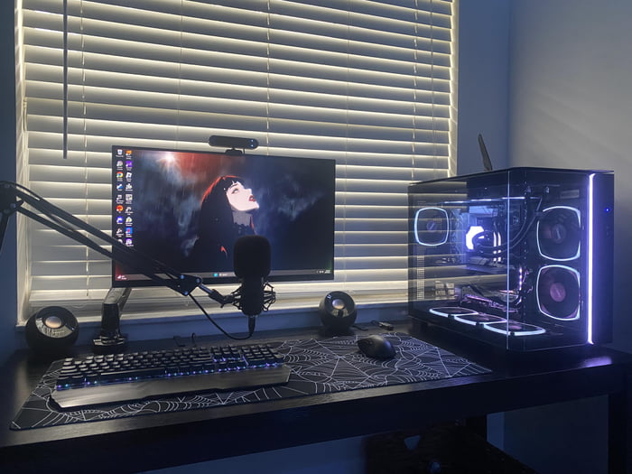 Anything to improve setup ? and rate it - 9GAG