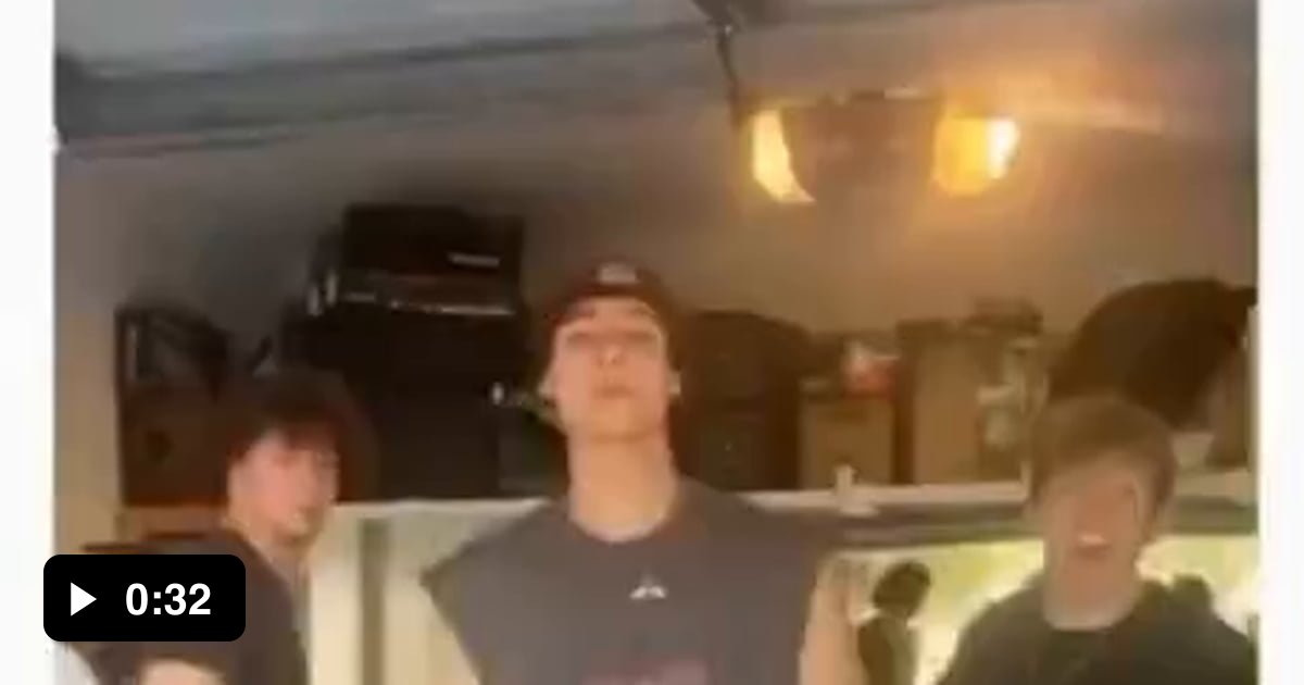 Communist chins is based af - 9GAG