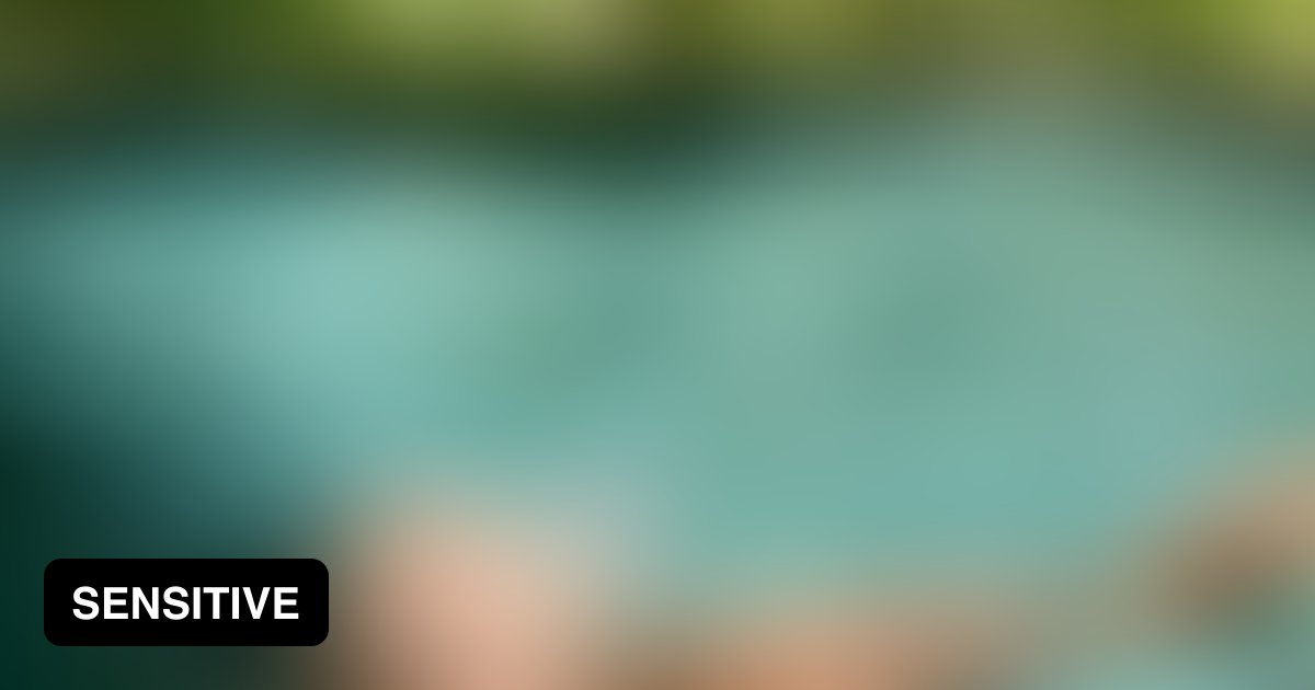 Big Boobs and water ... best combo ^^ - 9GAG