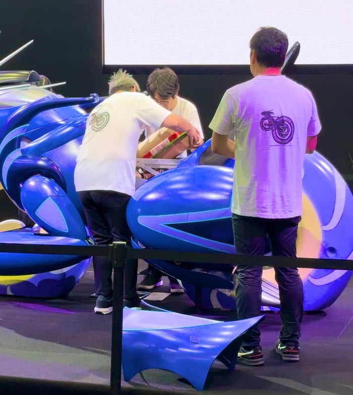 The Miraidon Motorcycle’s Battery is a Sandwich - 9GAG