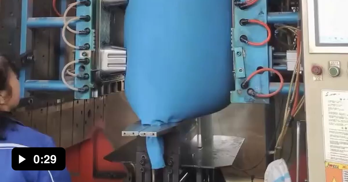 Plastic Pallet manufacturing process - 9GAG