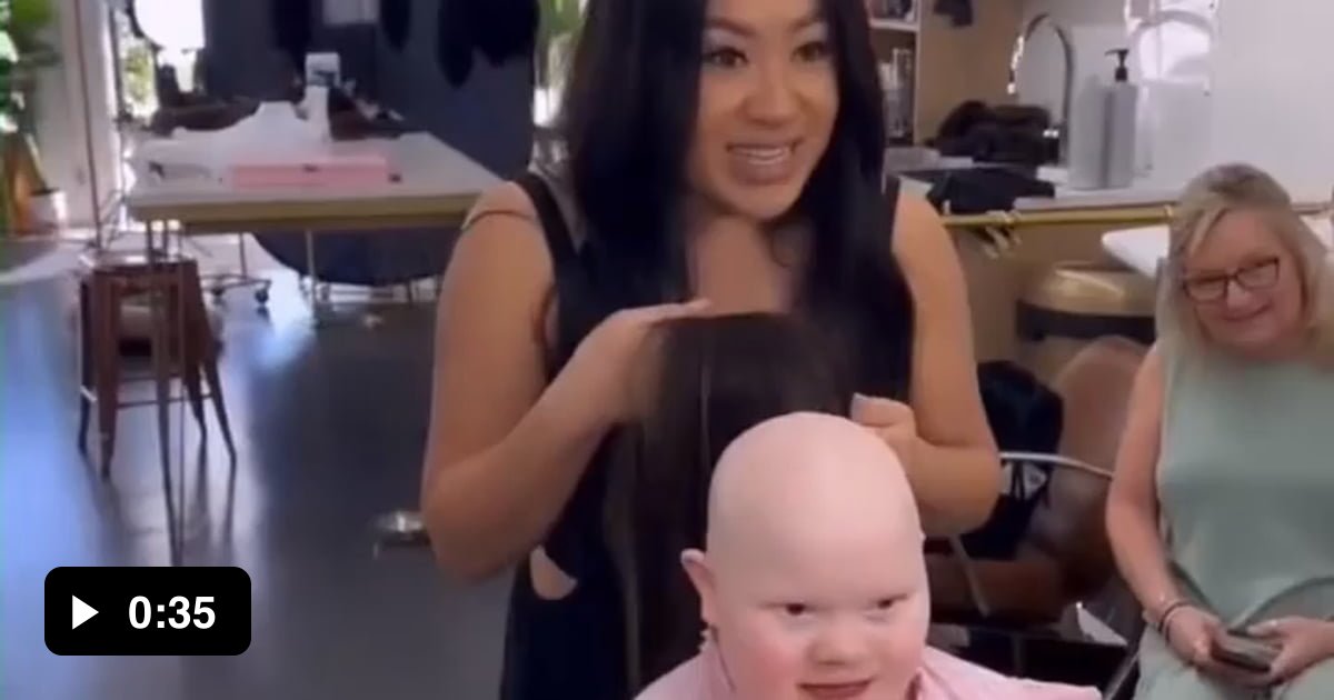 This is so wholesome, her reaction is priceless. What a sweet moment - 9GAG