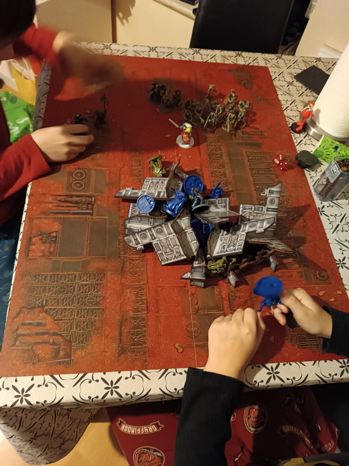 Kids made their own Warhammer, and that's ok - 9GAG