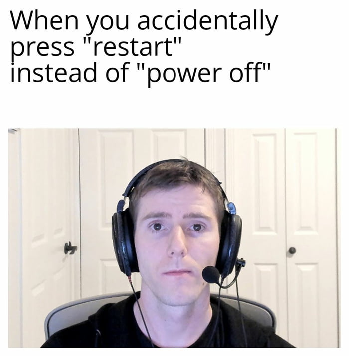 * Sad PC gamer noises * - 9GAG