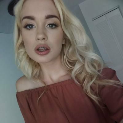 Anastasia Knight's Instagram, Twitter & Facebook on IDCrawl