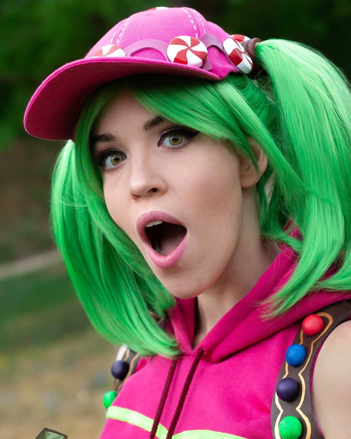 Zoey Cosplay by Ynotece - 9GAG