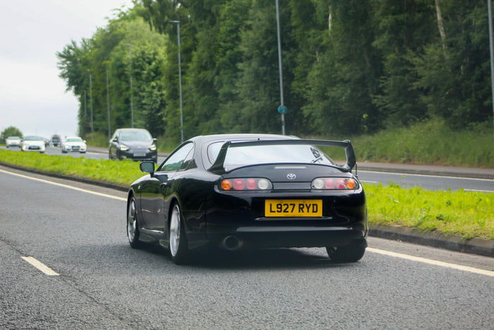 Supra Rolling Shot - 9GAG