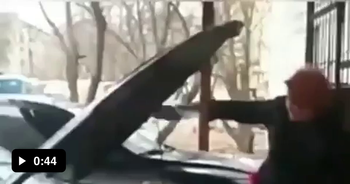 "The engine is making some kind of squeaking sound..." - 9GAG