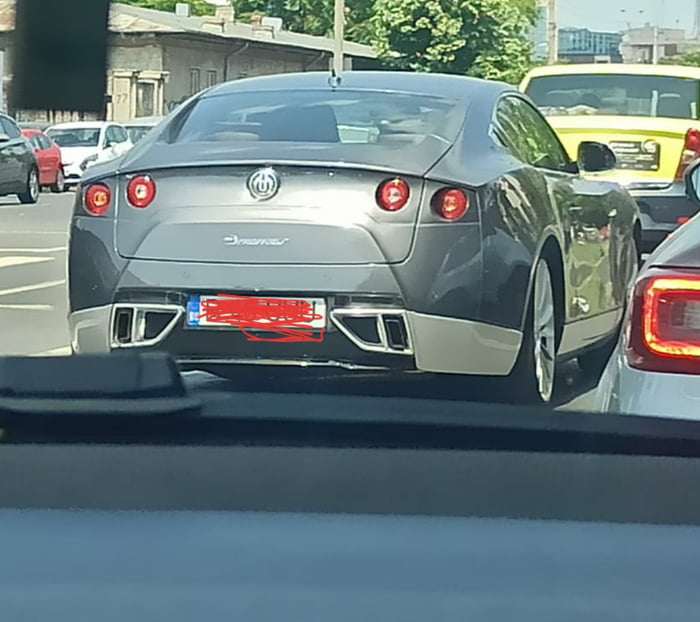 What car is this? - 9GAG