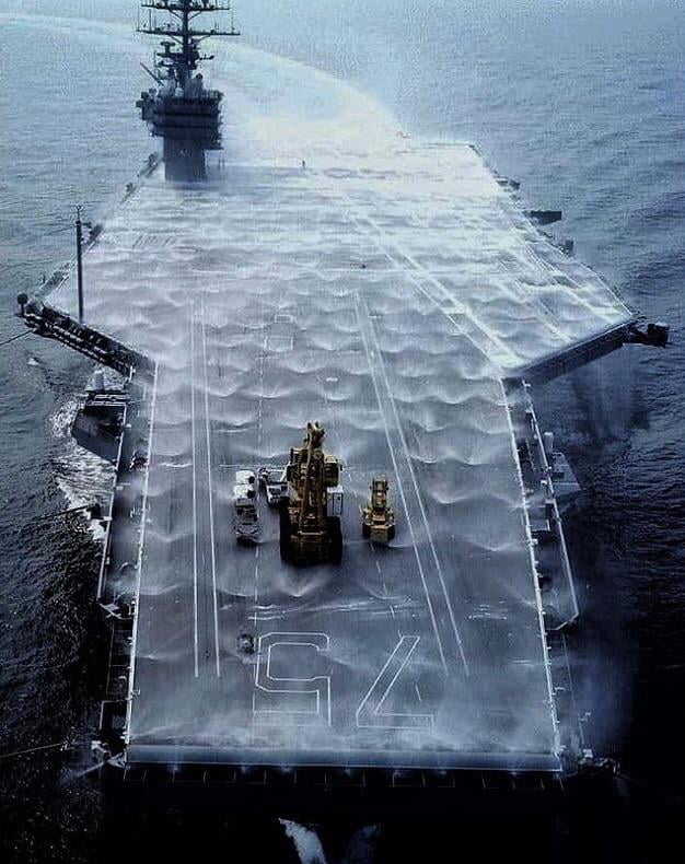 Aircraft Carrier's Flight Deck Fire Protection. - 9GAG