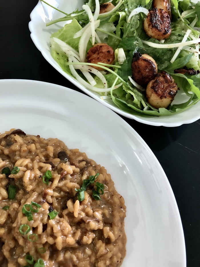 Risotto with morel mushrooms, salad with butter seared scallops - 9GAG