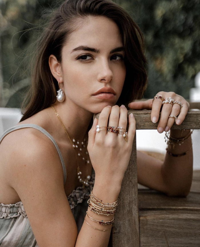 Rebecca Bagnol - 9GAG