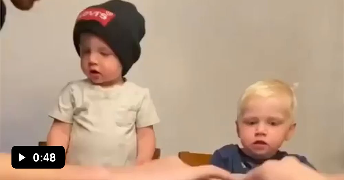 Every sibiling look at each other like this for reassurance lol - 9GAG