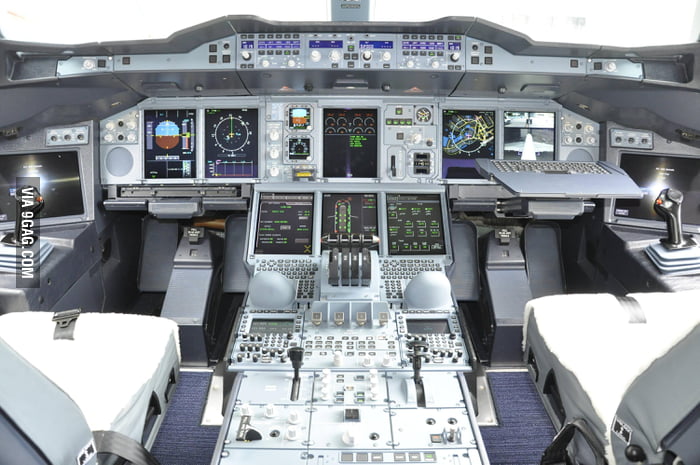 Flight Deck of Airbus A380 - 9GAG