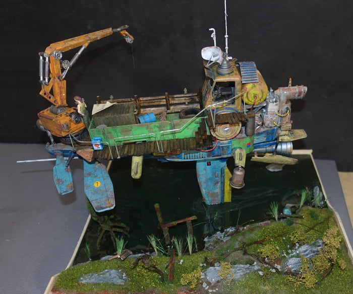 Scratchbuild model hover boat romaing wasteland swamp - 9GAG