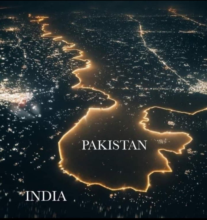 Pakistan-India border at night. - 9GAG
