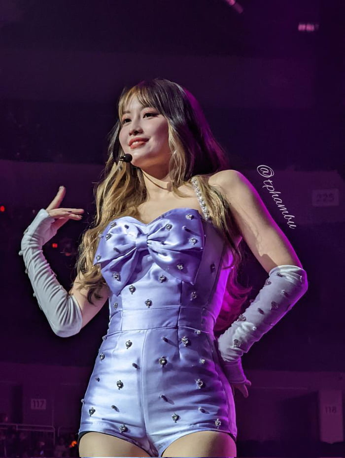 Gorgeous Momo - 9GAG