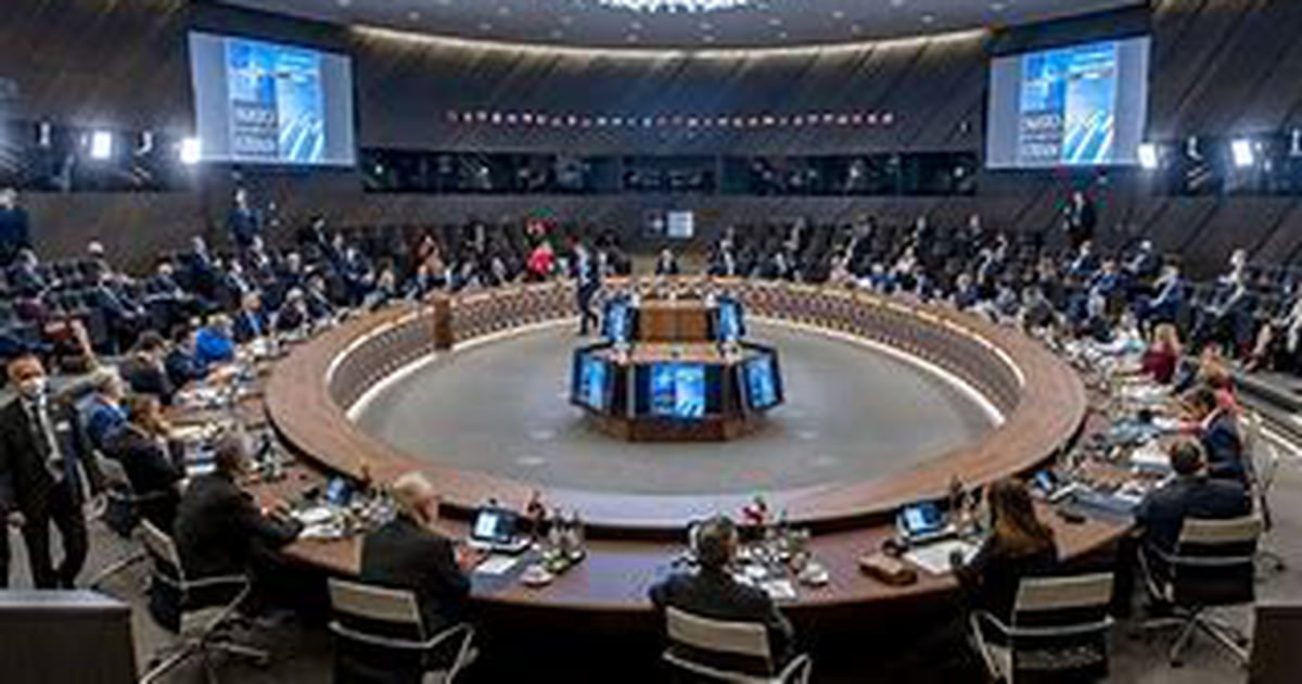 NATO formally suspend their participation in a 1990 treaty limiting ...