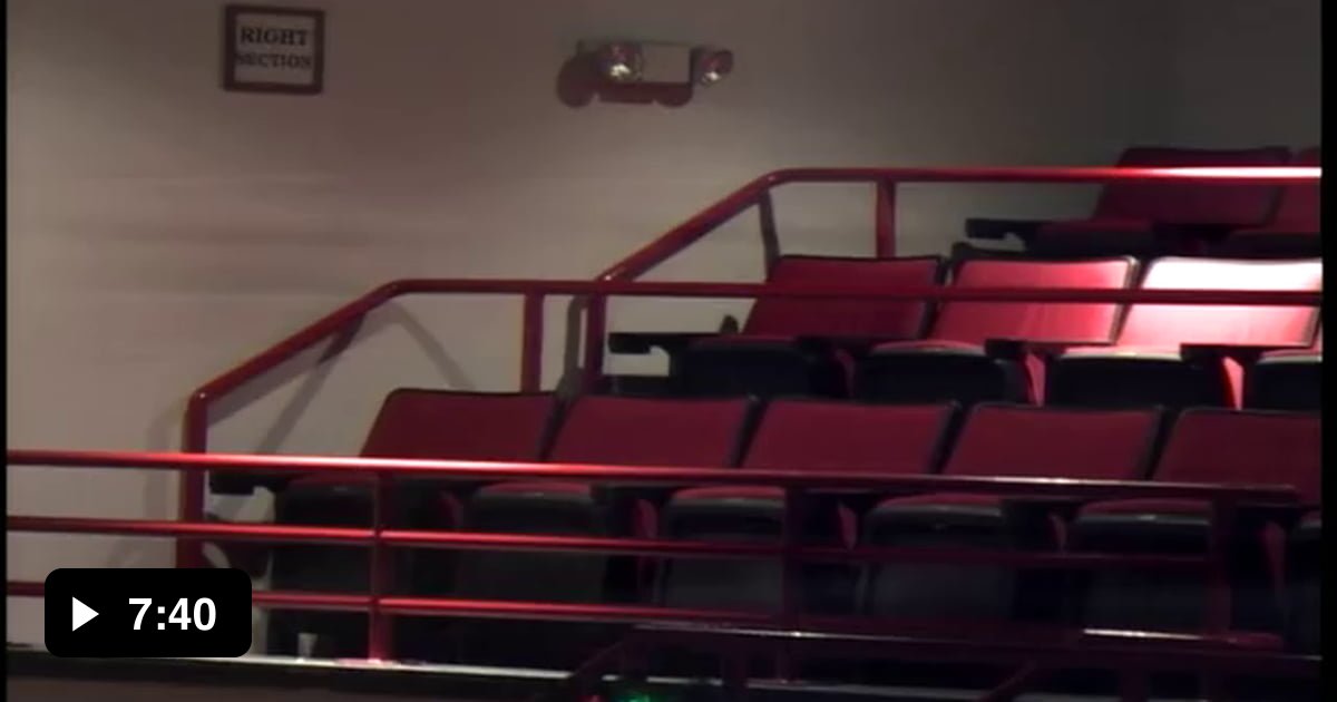 When you try to make a live performance, but someone's stealing the show - 9GAG