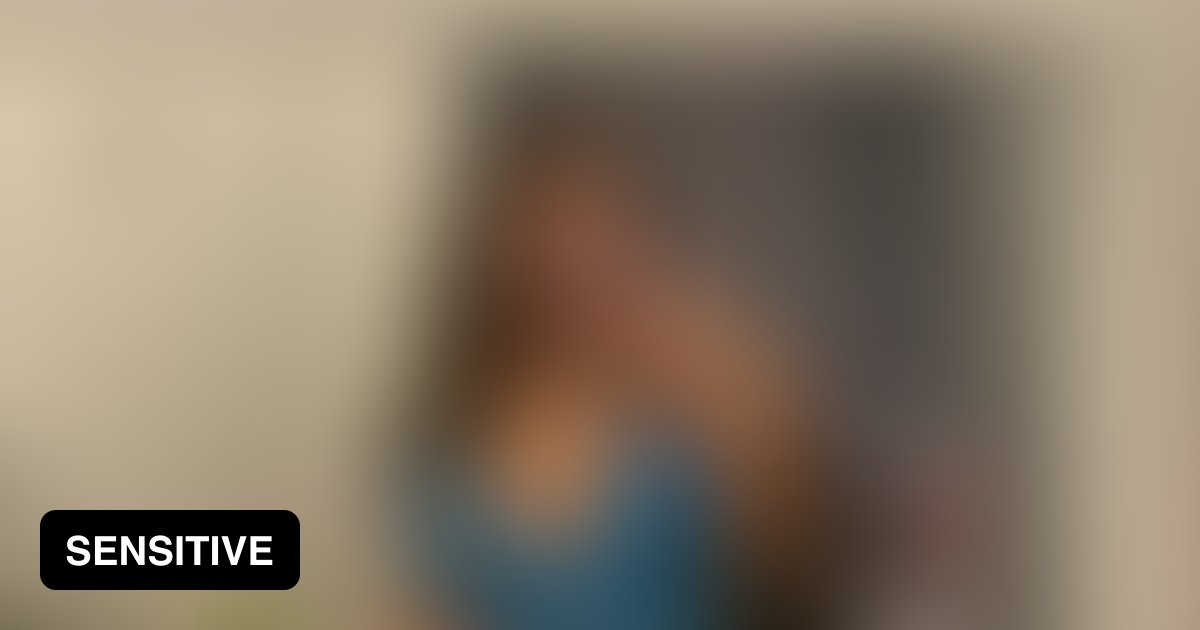 Friend’s little sister and her not so little rack - 9GAG