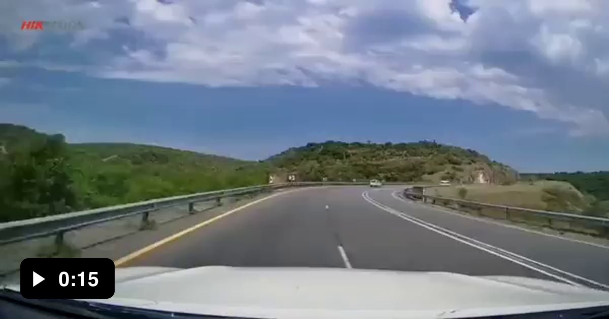 Idiot trying to overtake a double barrier line at a curve - 9GAG